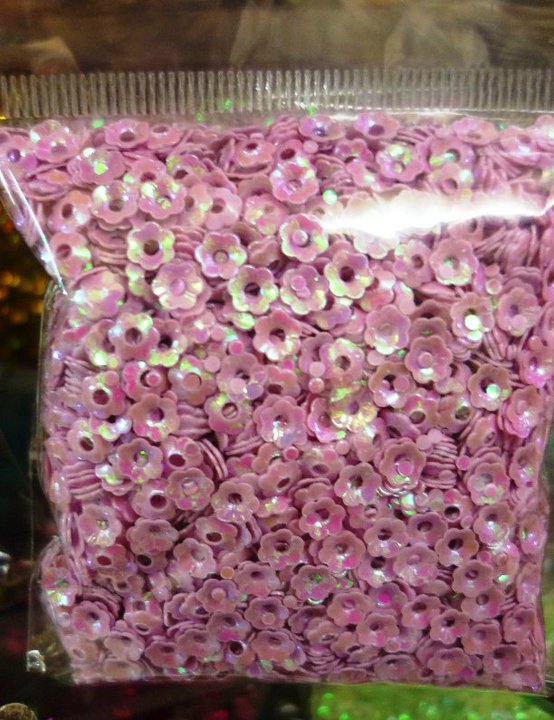 Kedai Alamanda: LABUCI SEQUIN DAN LABUCI INDIA